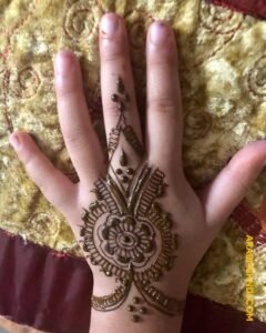 Vibrant Bachon Ki Mehndi Design 100+: Celebrating Little Hands ...