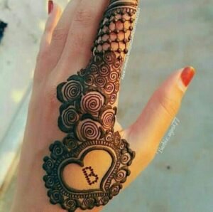 Personalize Your Stunning Mehndi Designs With Letters: 100+Whispers of ...